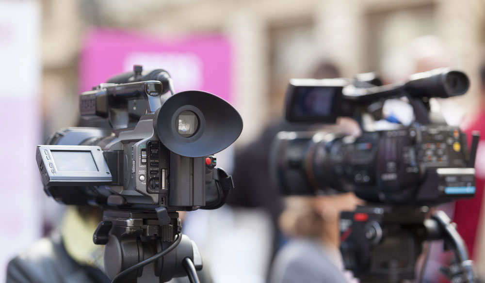 5 Essential Things To Communicate When Working With A Second Camera Op